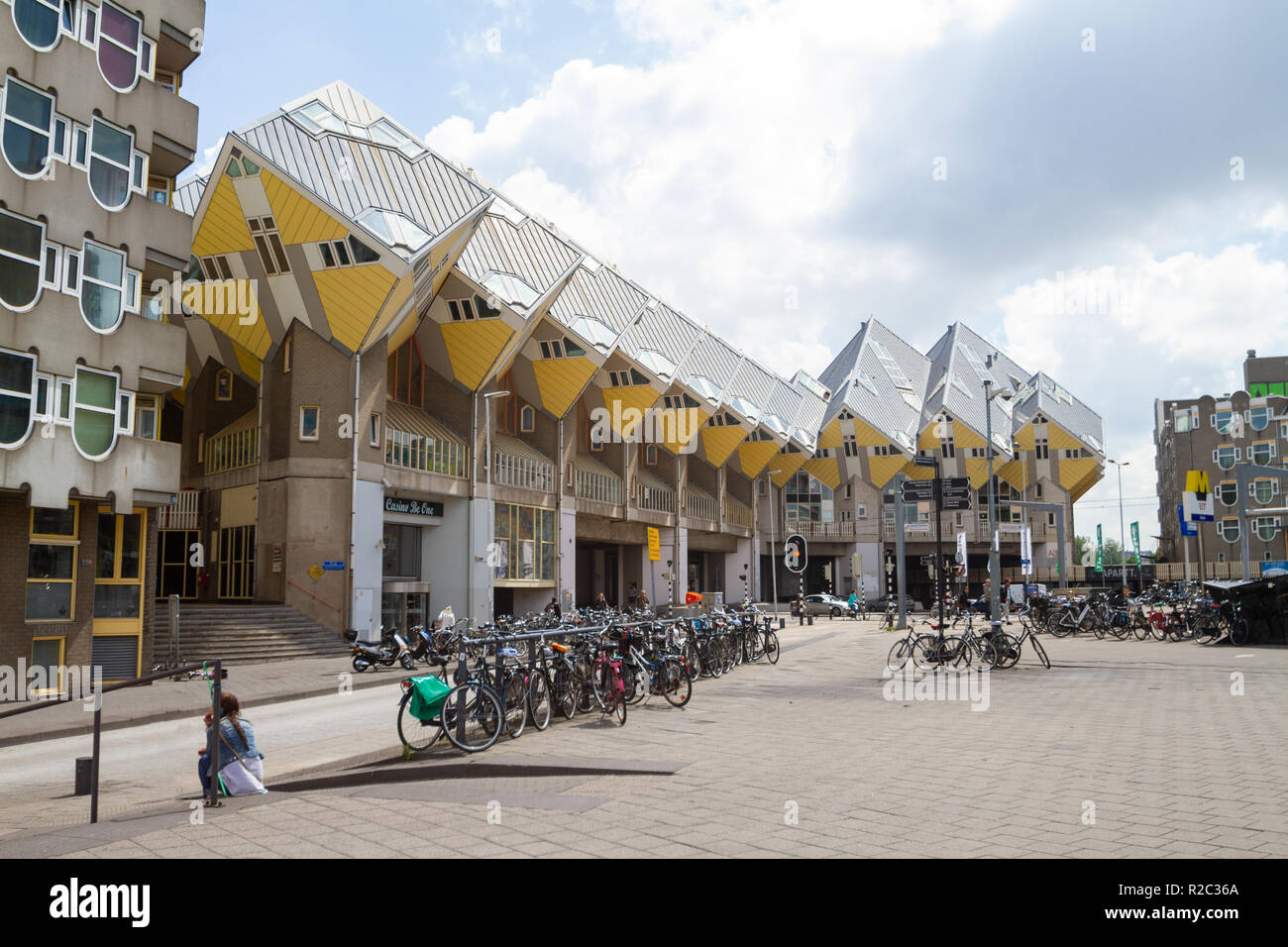 Downtown rotterdam holland hi-res stock photography and images - Alamy