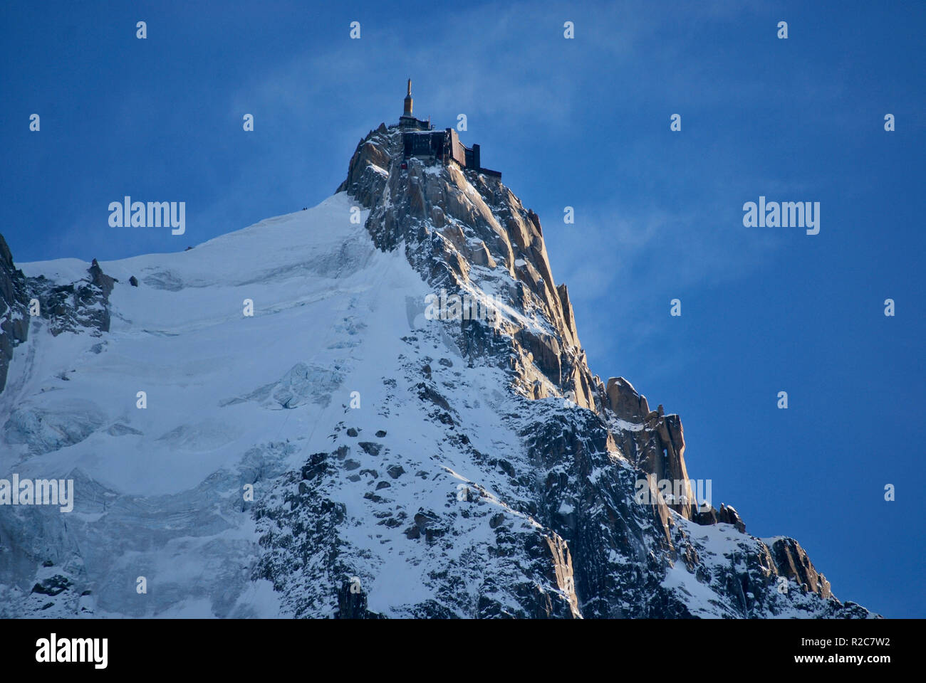 Chamonix white hi-res stock photography and images - Alamy