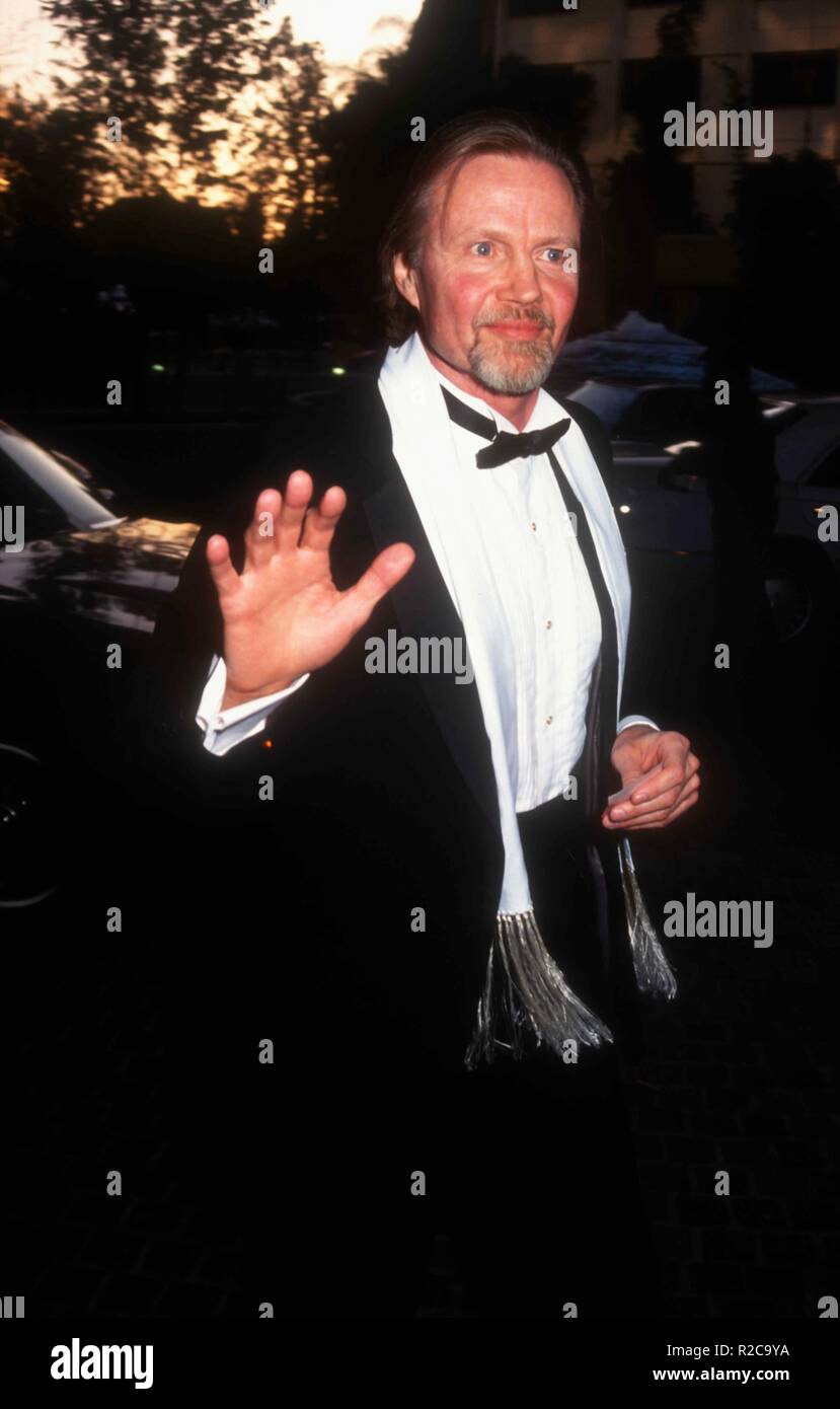 BEVERLY HILLS, CA - JANUARY 23: Actor Jon Voight attends the 50th ...