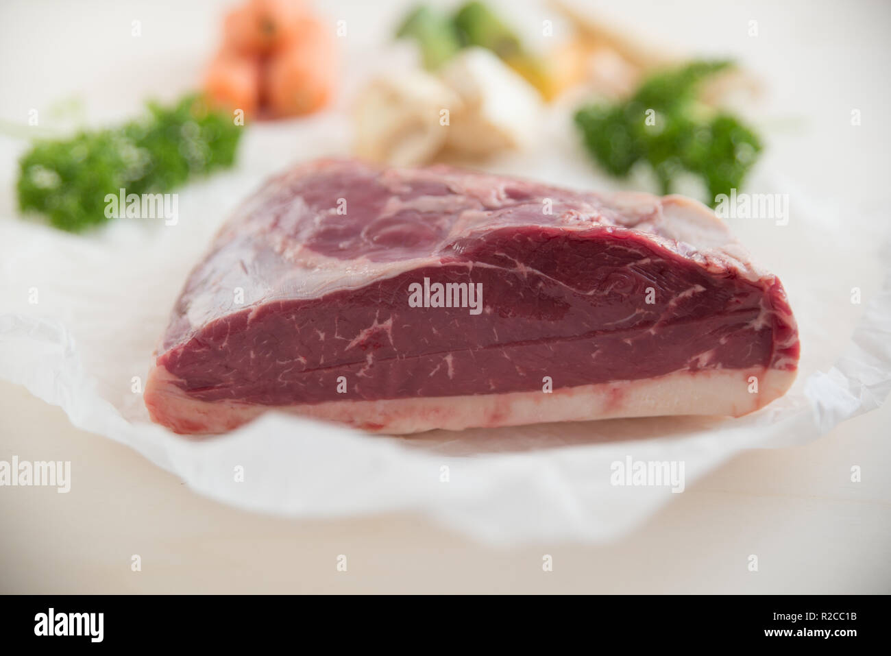 Row beef steak rosemary hi-res stock photography and images - Alamy