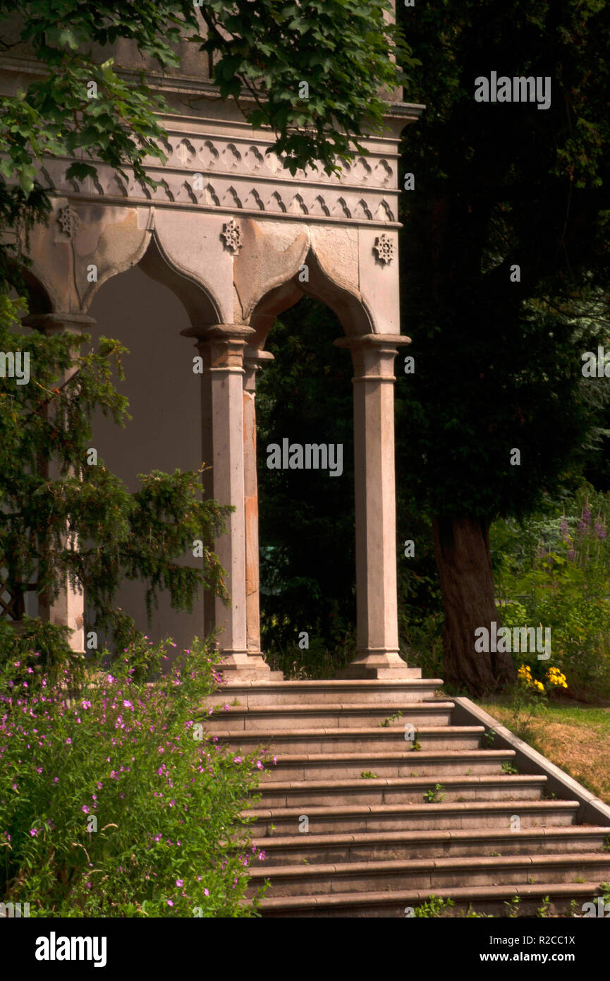 Hardwick park gothic seat hi-res stock photography and images - Alamy