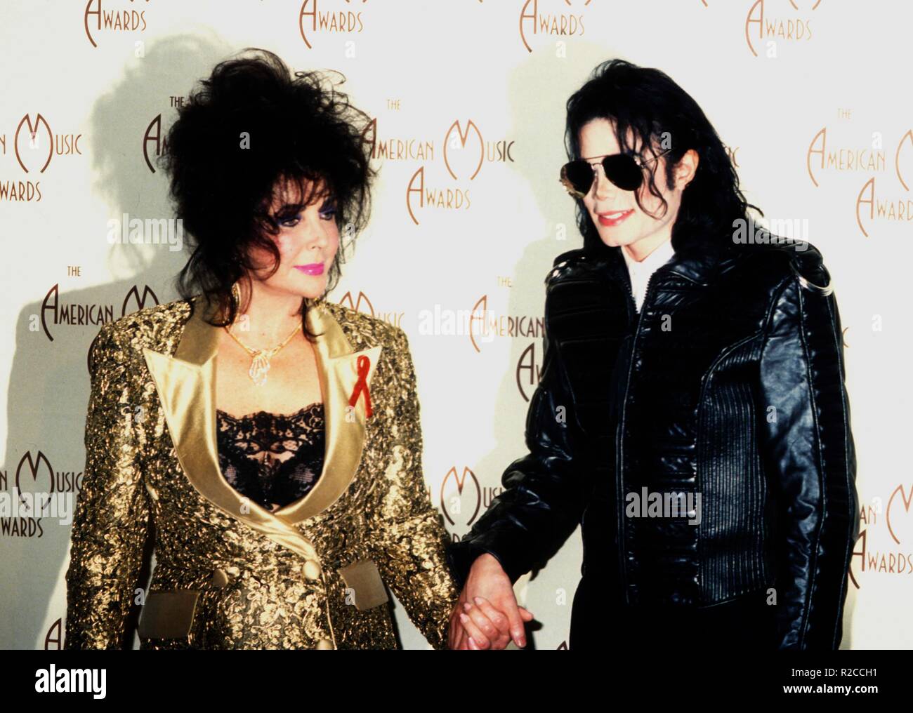 LOS ANGELES, CA - JANUARY 25: Actress Elizabeth Taylor and singer ...