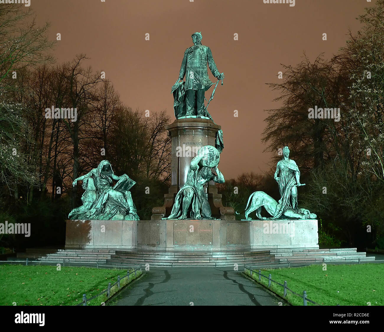 Bismarck square hi-res stock photography and images - Alamy