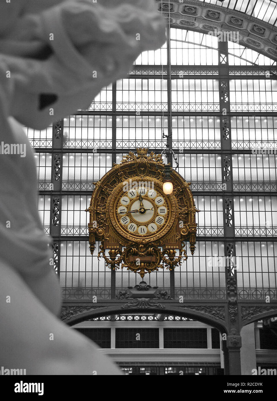 look at the clock Stock Photo - Alamy