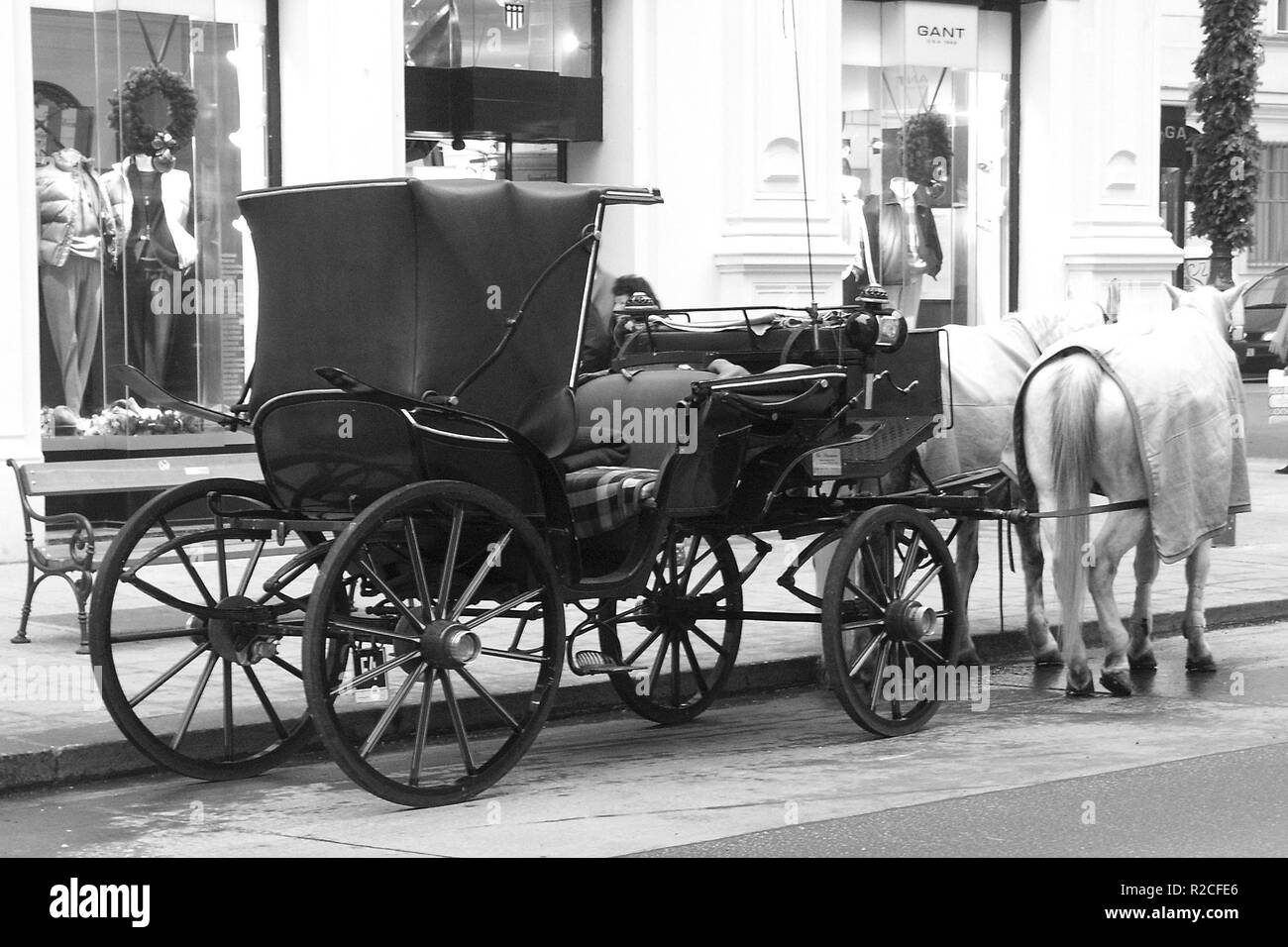 Black fiaker hi-res stock photography and images - Alamy