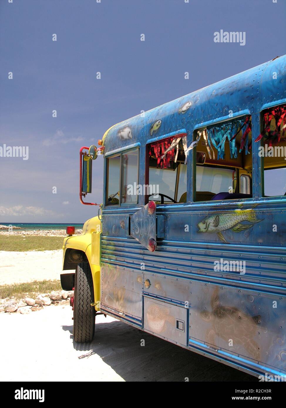 Colourful bus aruba hi-res stock photography and images - Alamy