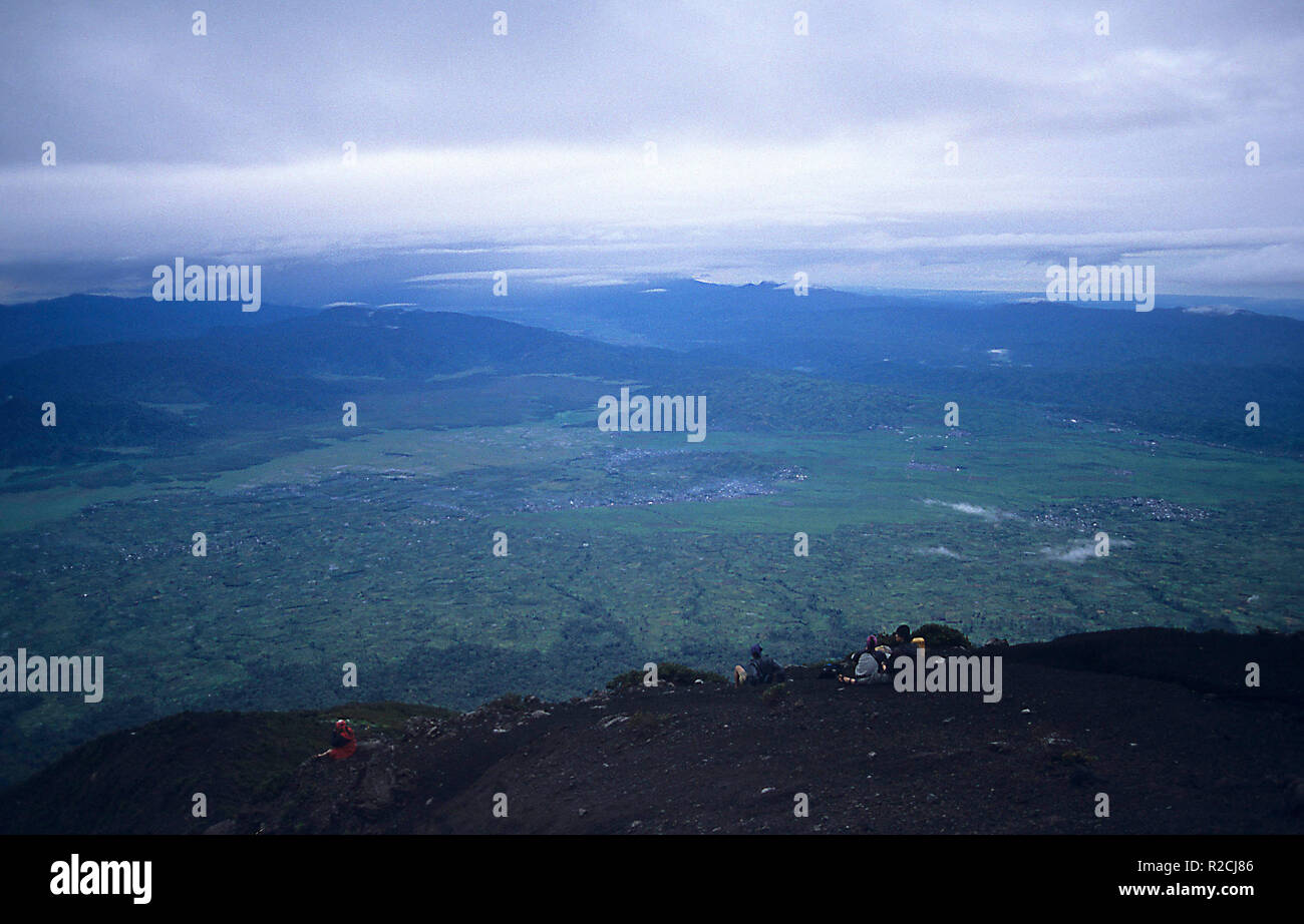 Kerinci volcano hi-res stock photography and images - Alamy