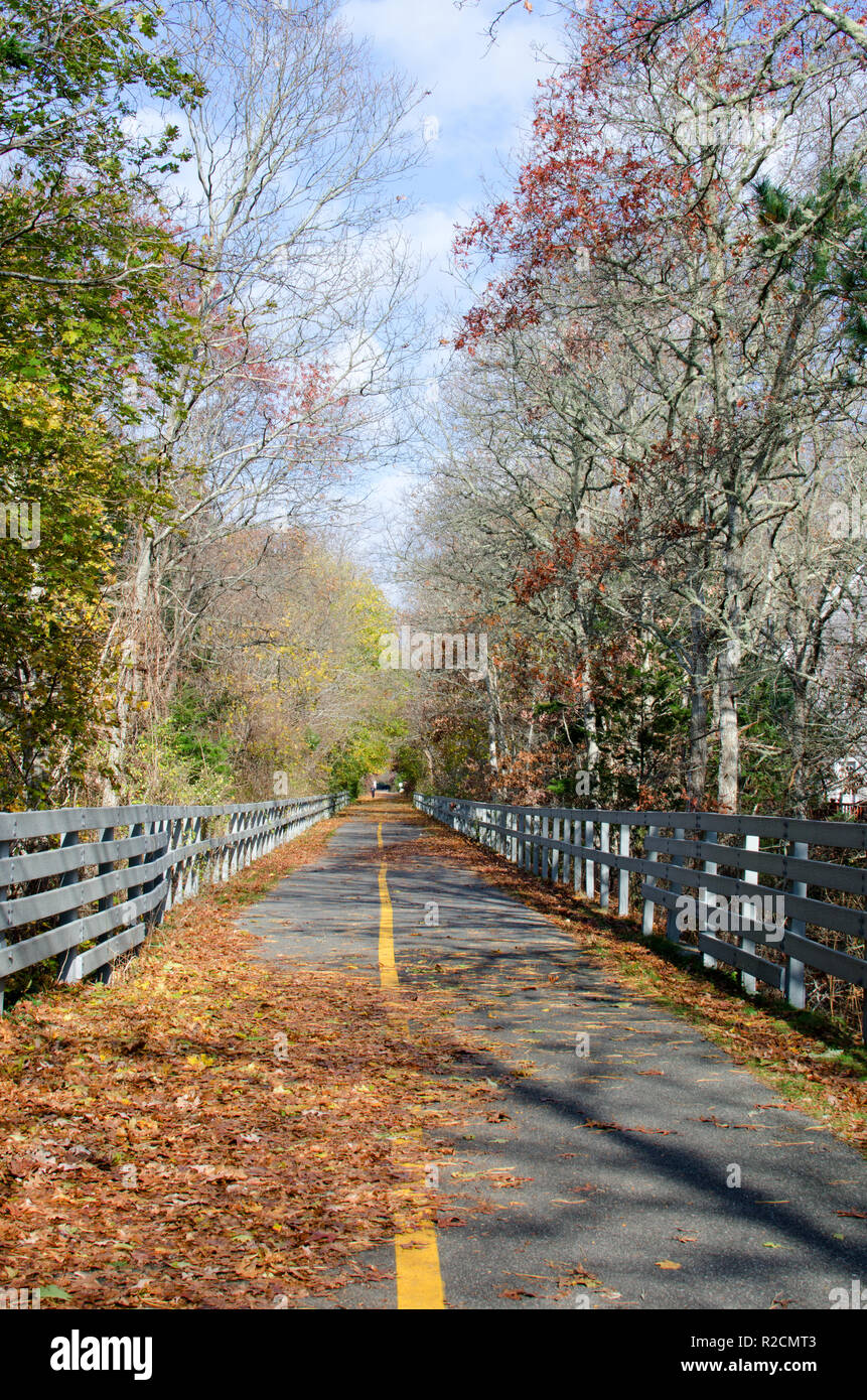 Pavement railing hi-res stock photography and images - Alamy