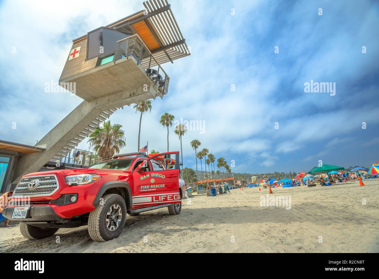 Lifeguard patrol tower hi-res stock photography and images - Alamy
