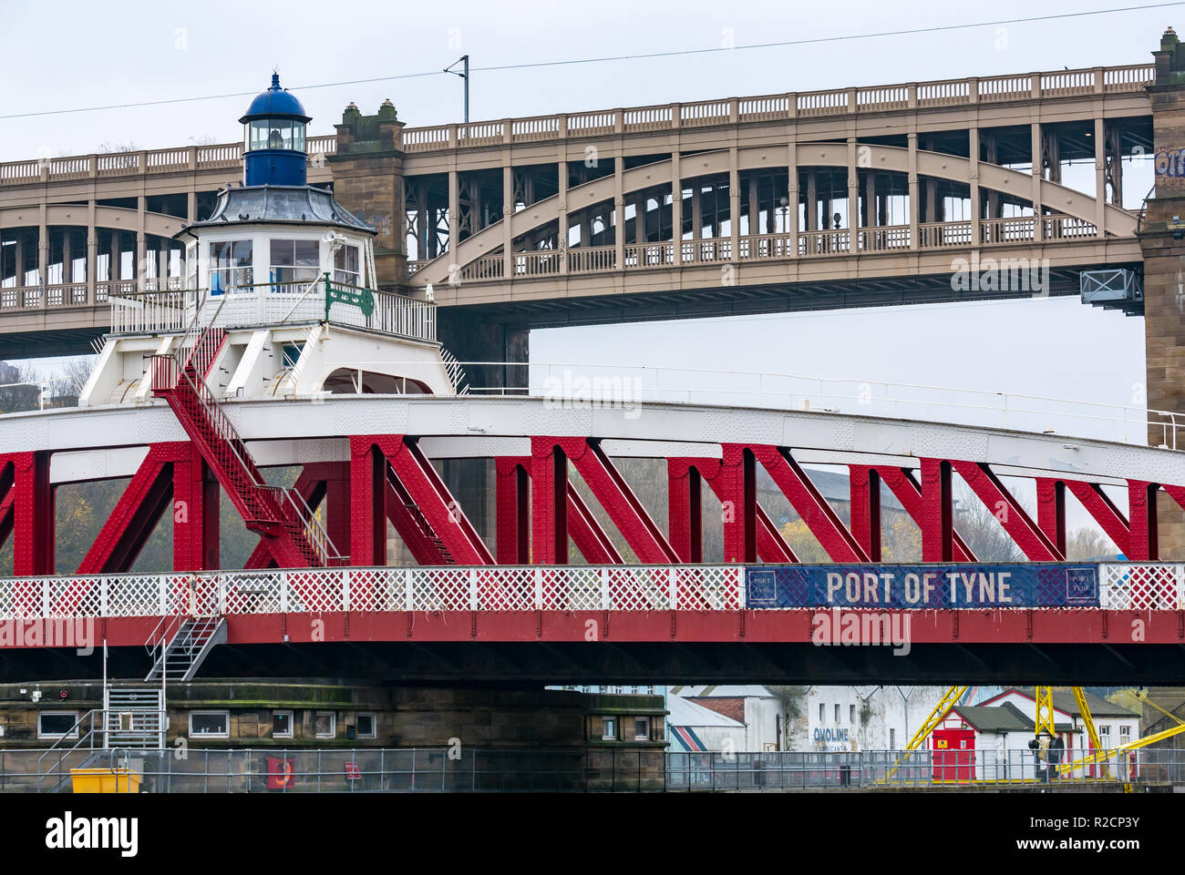 Victorian bridges hi-res stock photography and images - Alamy