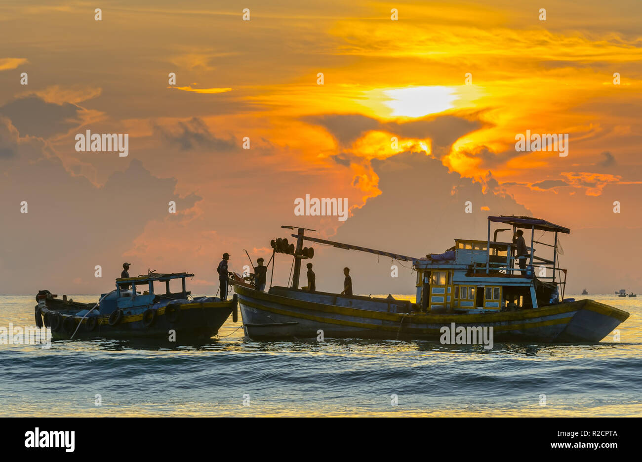 Beautiful beach scene in the morning as the sun rises beside the ...