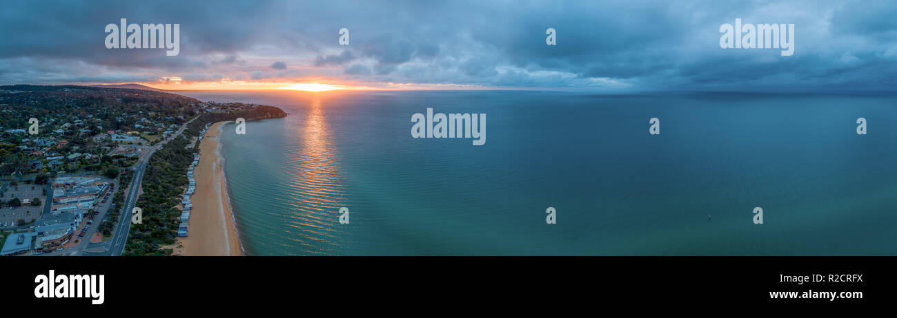Mornington peninsula bathing boxes hi-res stock photography and images ...
