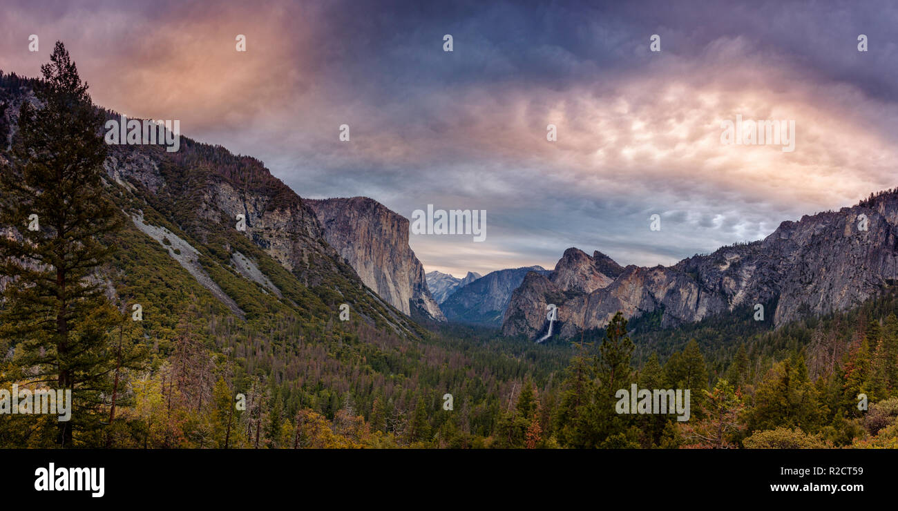 Yosemite overlook hi-res stock photography and images - Alamy