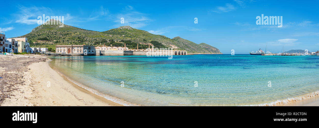 Favignana hi-res stock photography and images - Alamy
