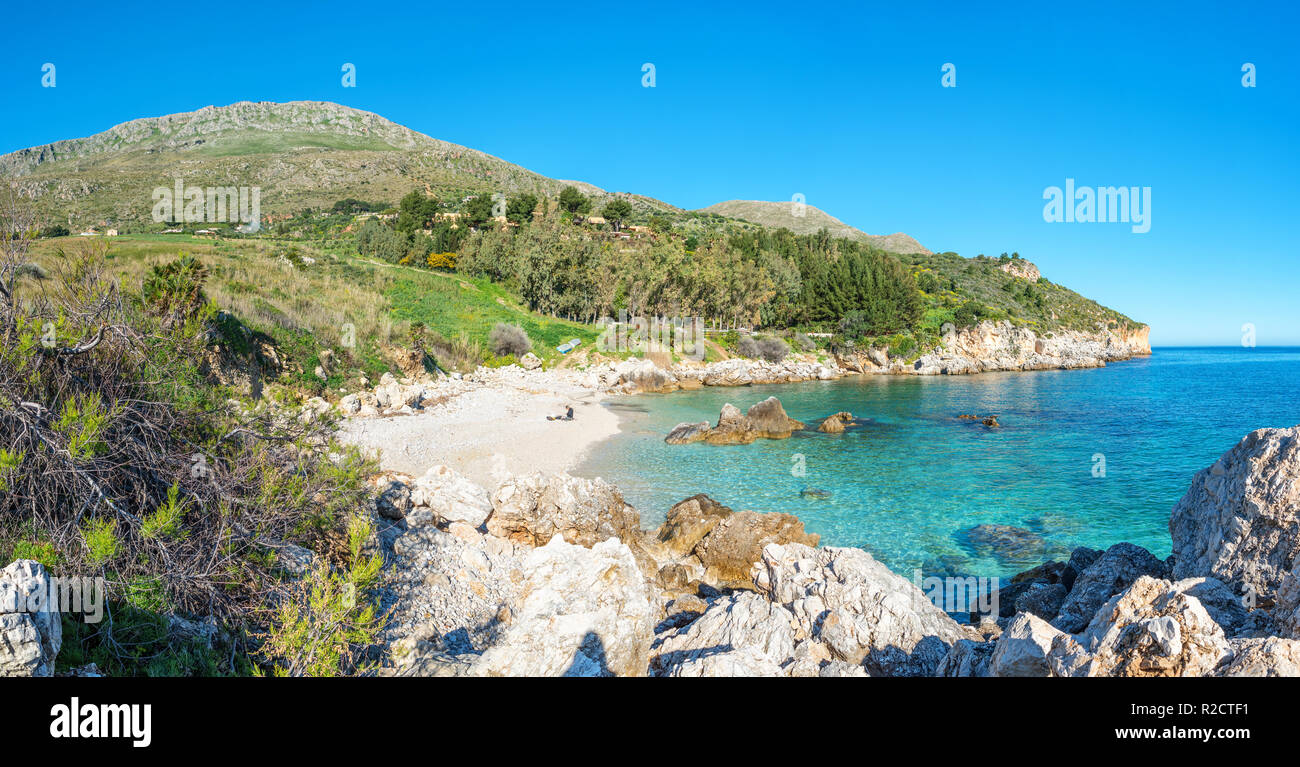 Cala Mazzo di Sciacca in the Riserva dello Zingaro in Western Sicily ...