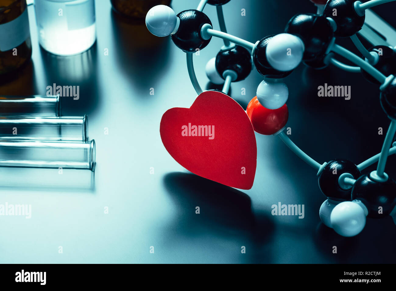 Molecular structure model hi-res stock photography and images - Alamy