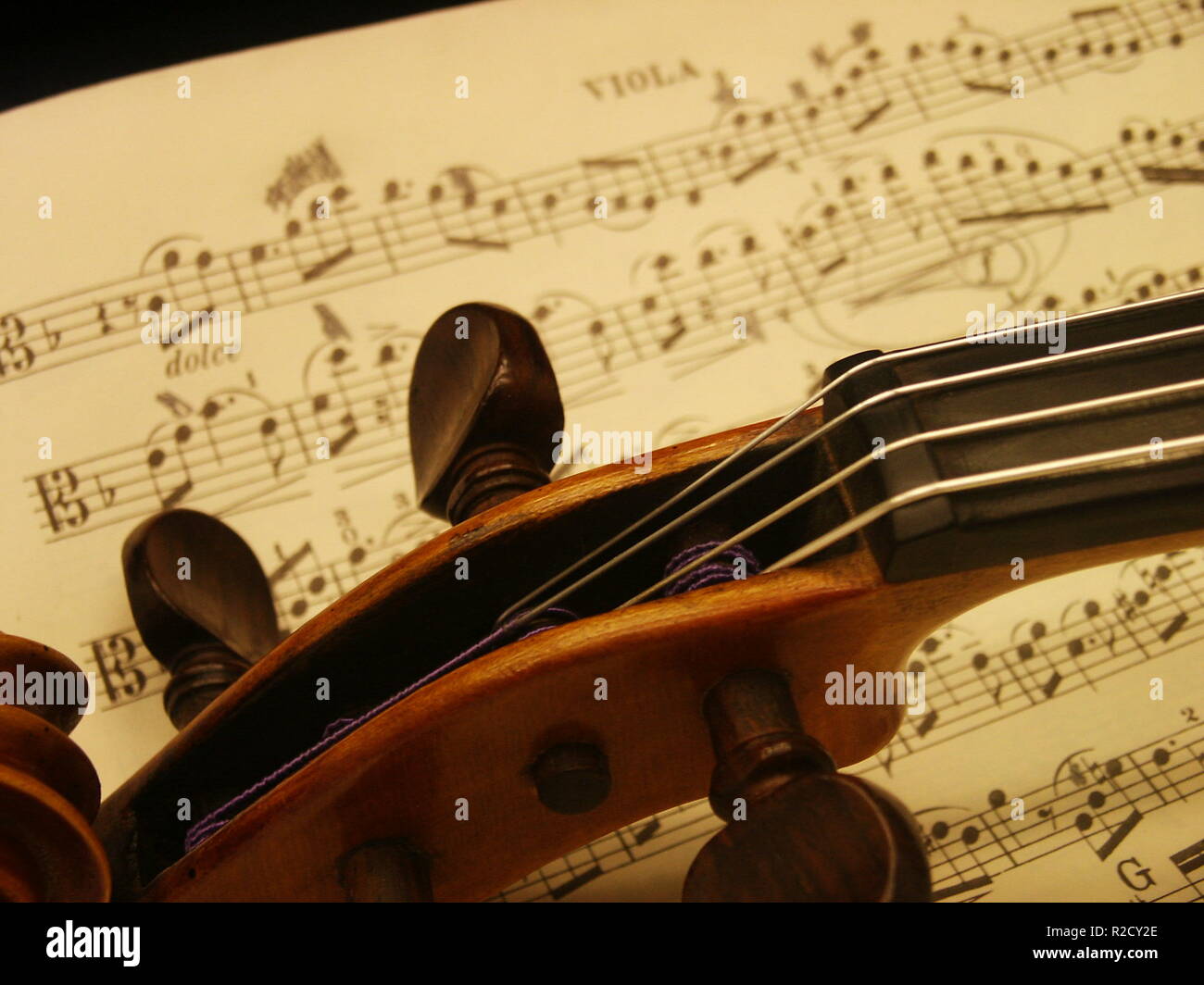 Classical notation hi-res stock photography and images - Alamy