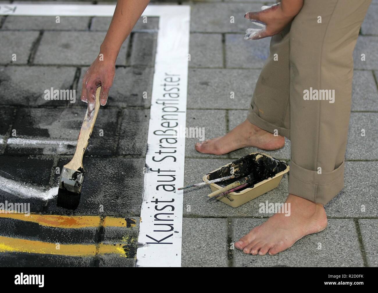 art on pavement 01 Stock Photo - Alamy