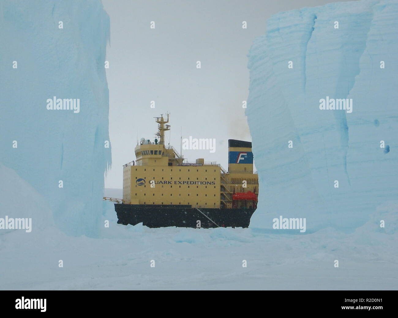 icebreakers and icebergs Stock Photo - Alamy