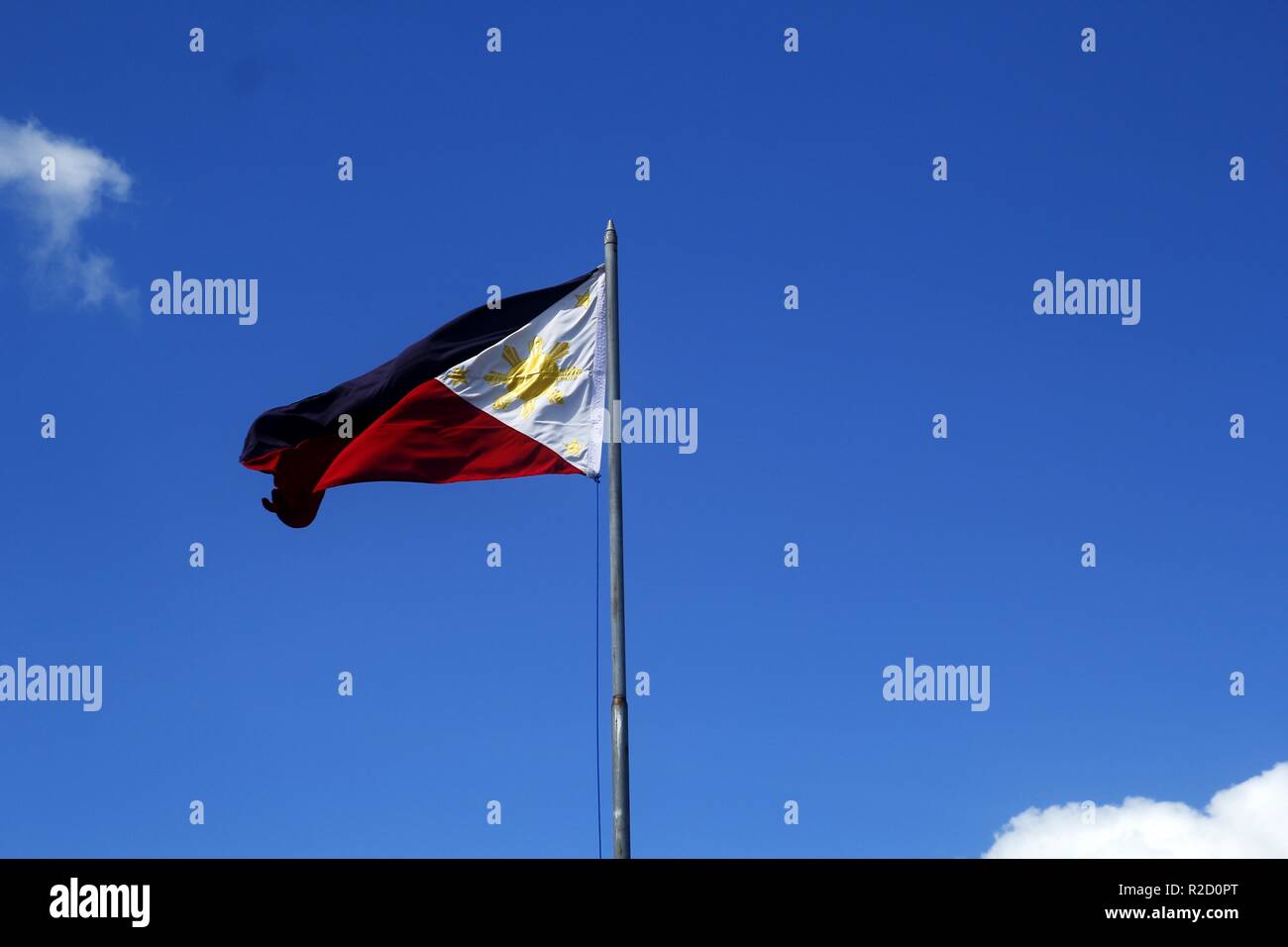 Philippine national flagpole hi-res stock photography and images - Alamy
