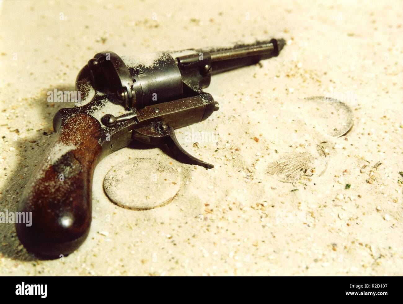 Few dollars hi-res stock photography and images - Alamy