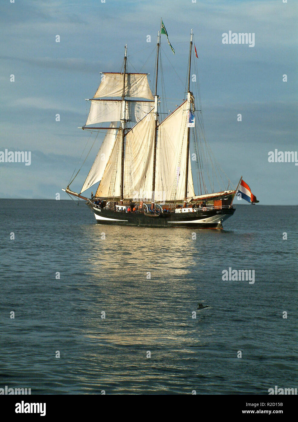 Sailing ship boat hi-res stock photography and images - Alamy