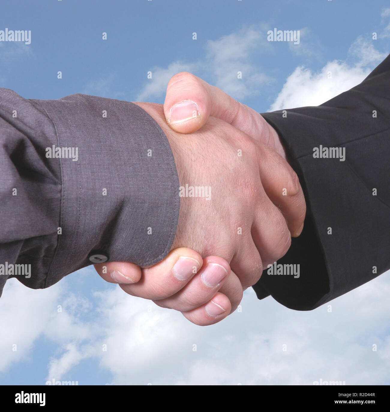 Business handshake market share hi-res stock photography and images - Alamy