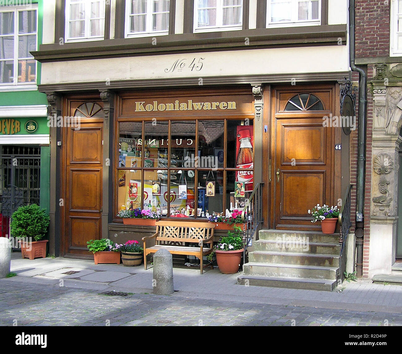 Covering letter hi-res stock photography and images - Alamy