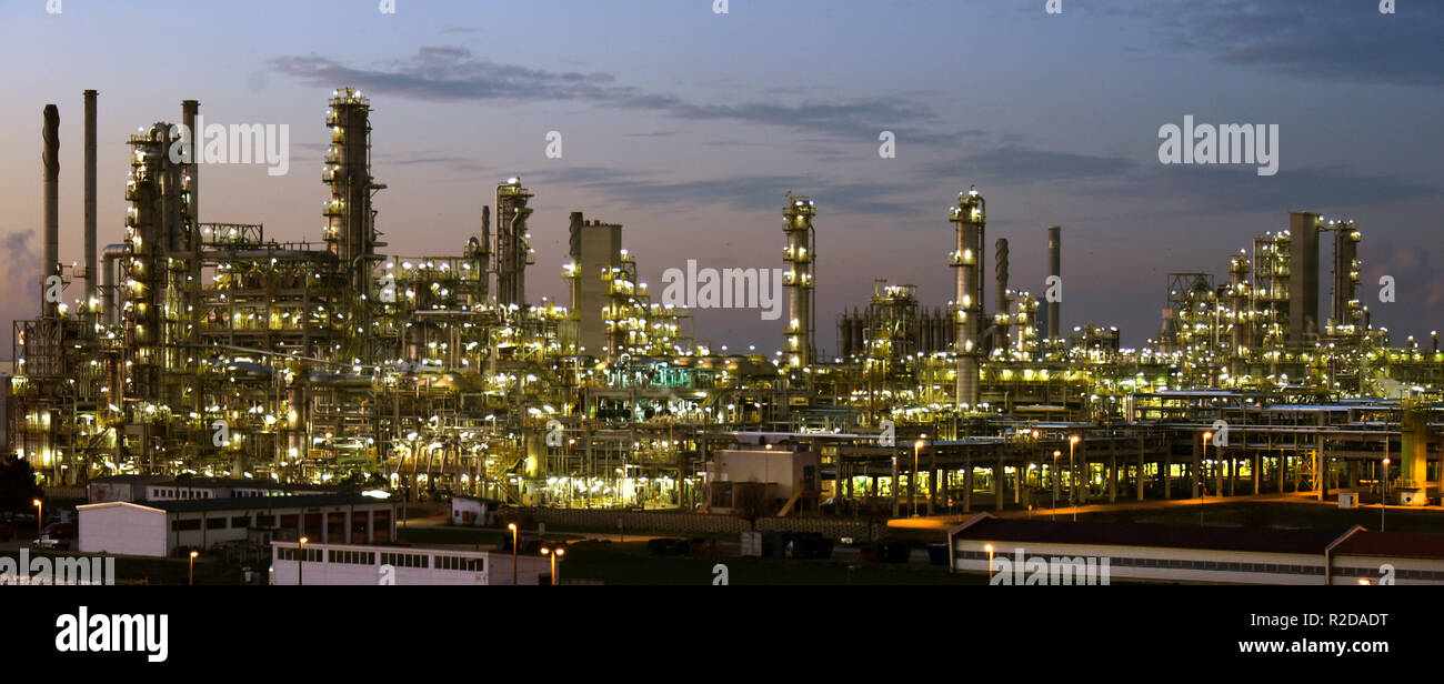 Leuna germany refinery total refinery hi-res stock photography and ...