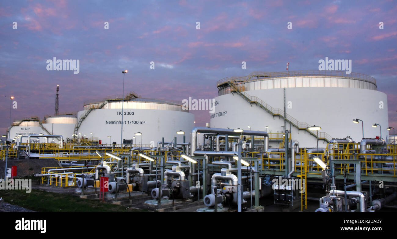 Leuna germany refinery total refinery hi-res stock photography and ...