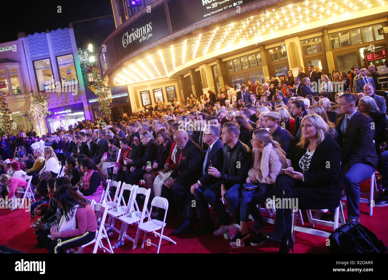 LOS ANGELES, CA - NOVEMBER 18: Atmosphere, at The Grove Christmas Tree ...
