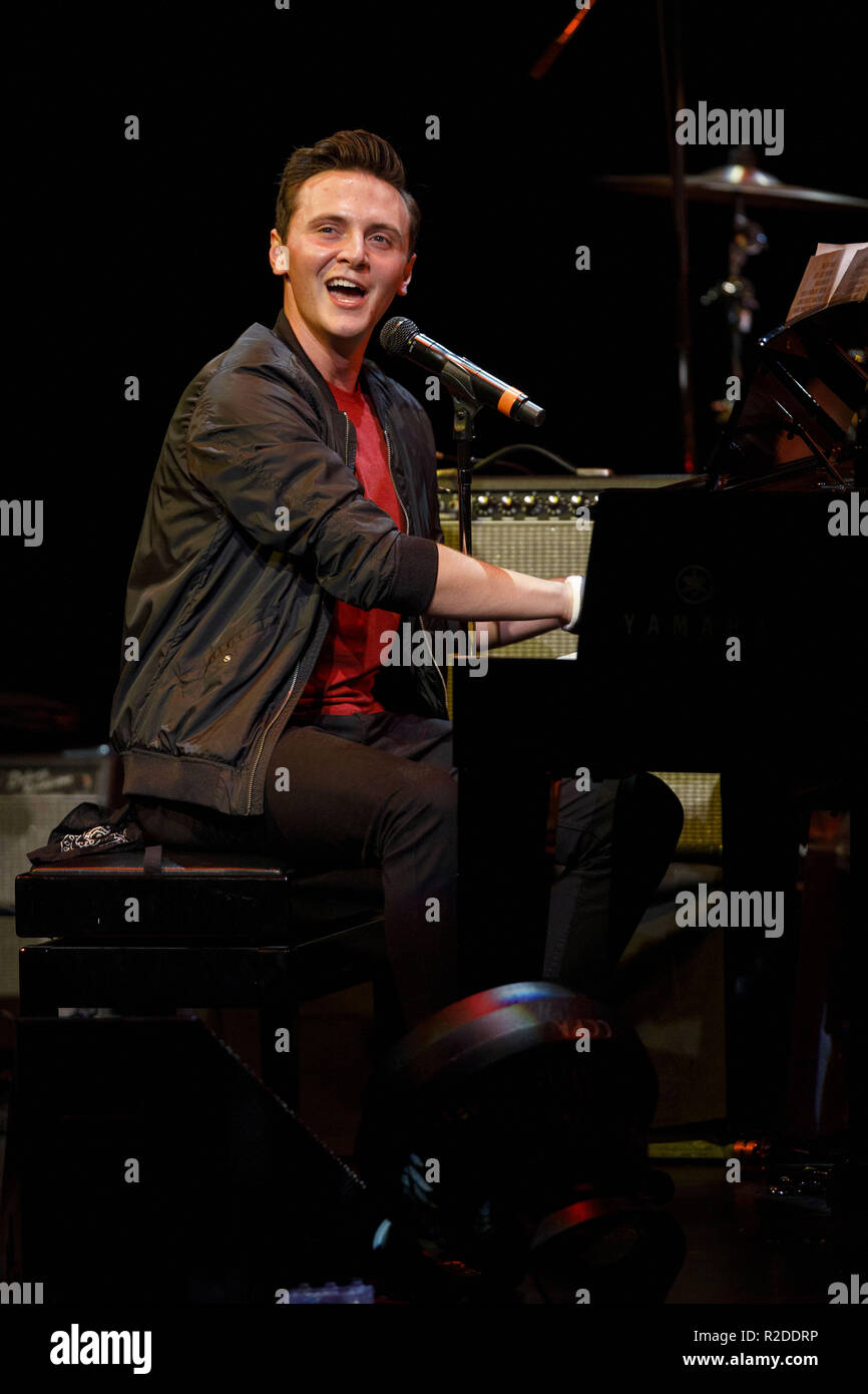 Cerritos, CA, USA. 17th Nov, 2018. Musician Jacob Tolliver performs ...