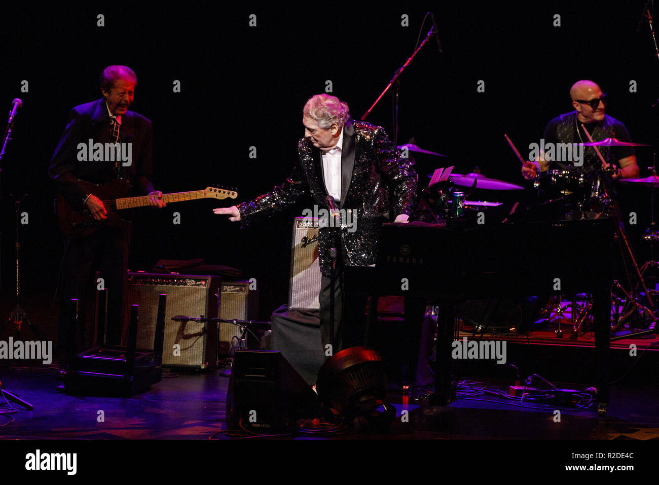 Aronoff center for the arts hi-res stock photography and images - Alamy