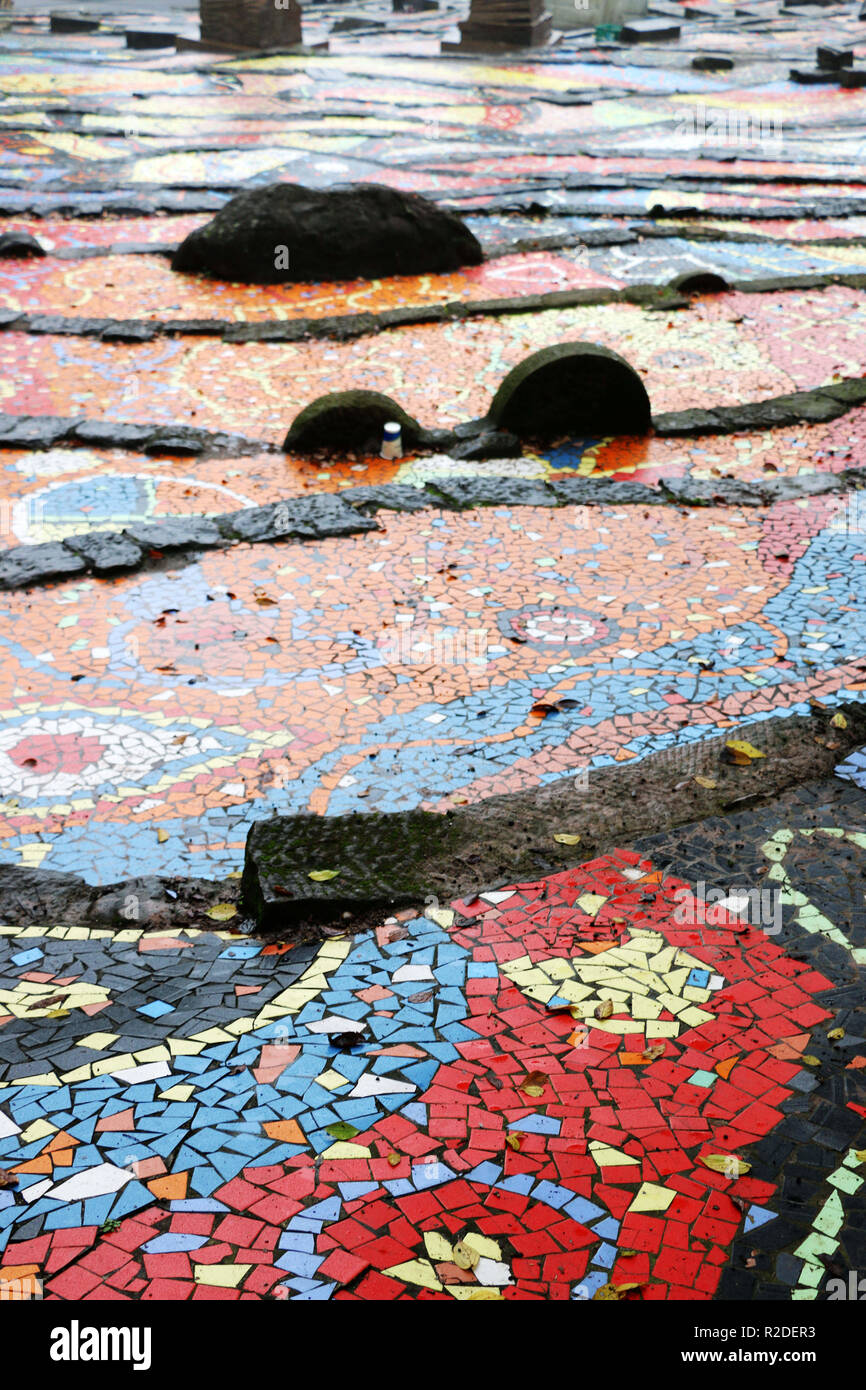 112 tiles hi-res stock photography and images - Alamy