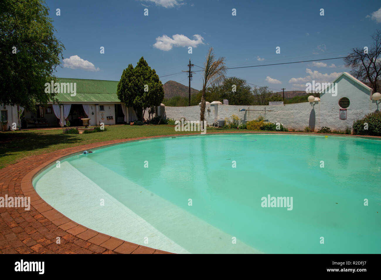 Vredefort, South Africa, 19 November, 2018. The Venterskroon Inn, at ...