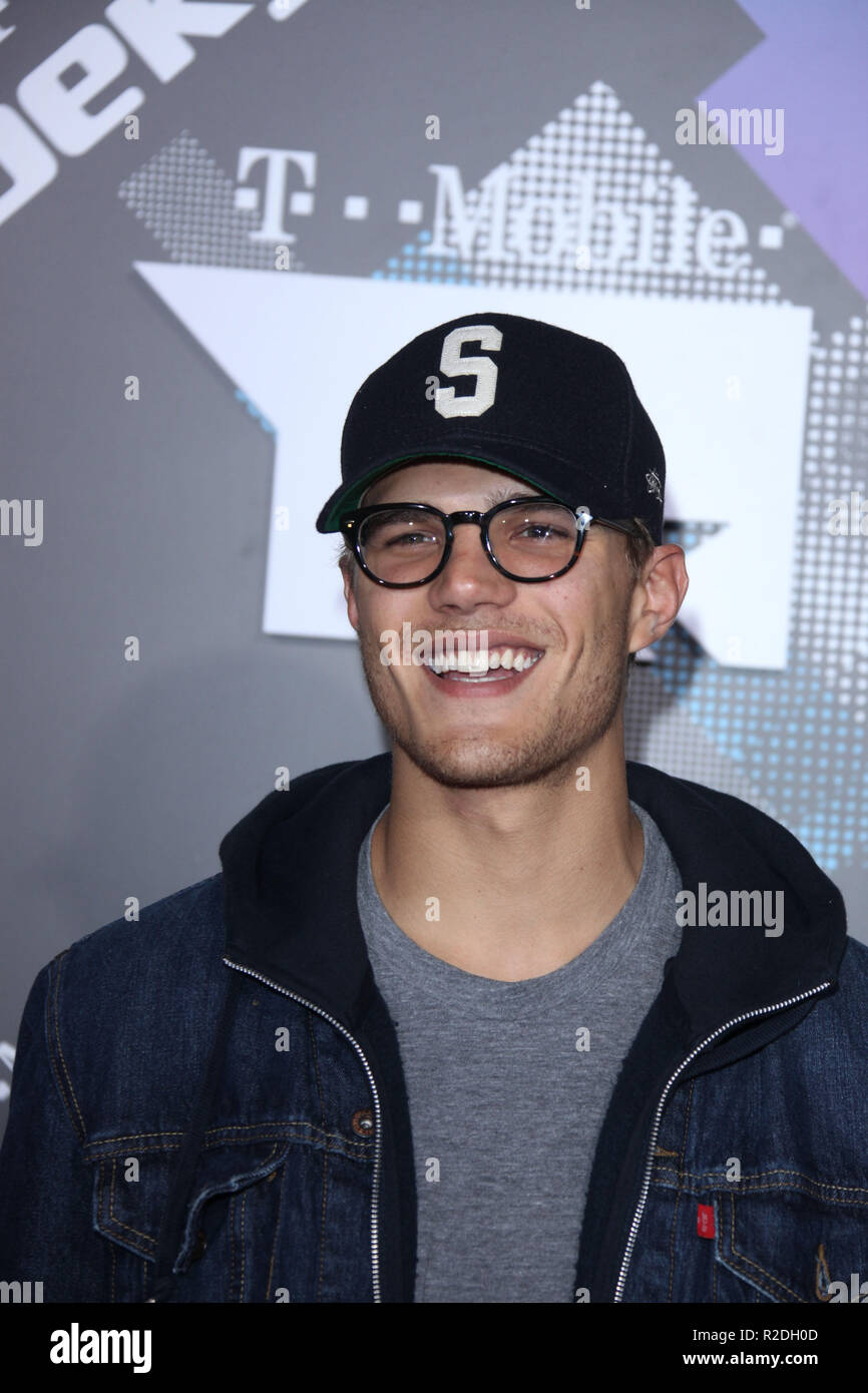 BEVERLY HILLS, CA - APRIL 20: Chris Zylka attends the T-Mobile Sidekick ...