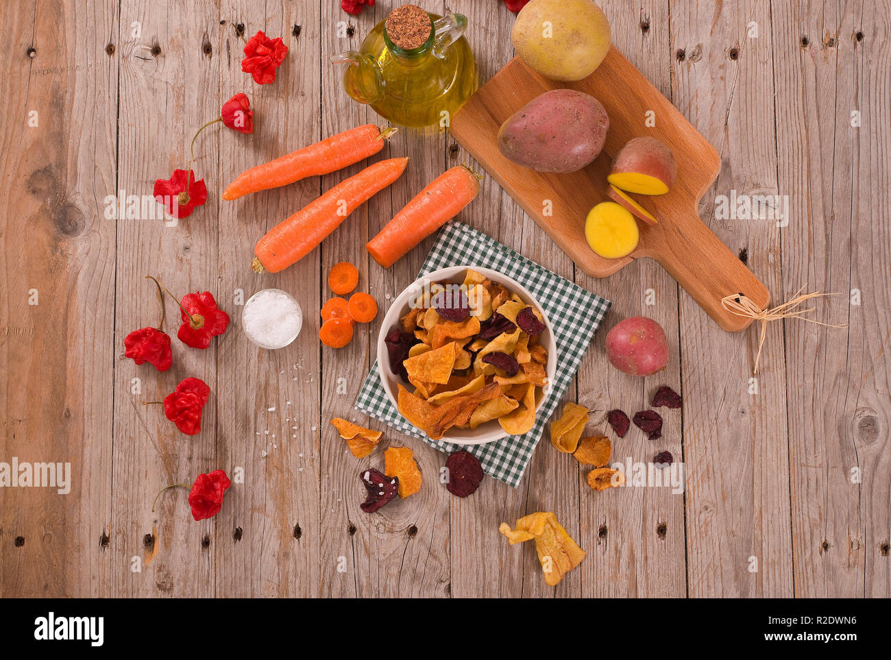 Mixed vegetable crisps Stock Photo - Alamy
