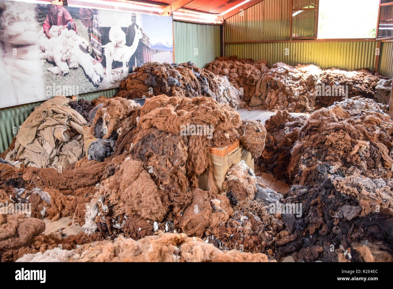 Fluffy piles hi-res stock photography and images - Alamy