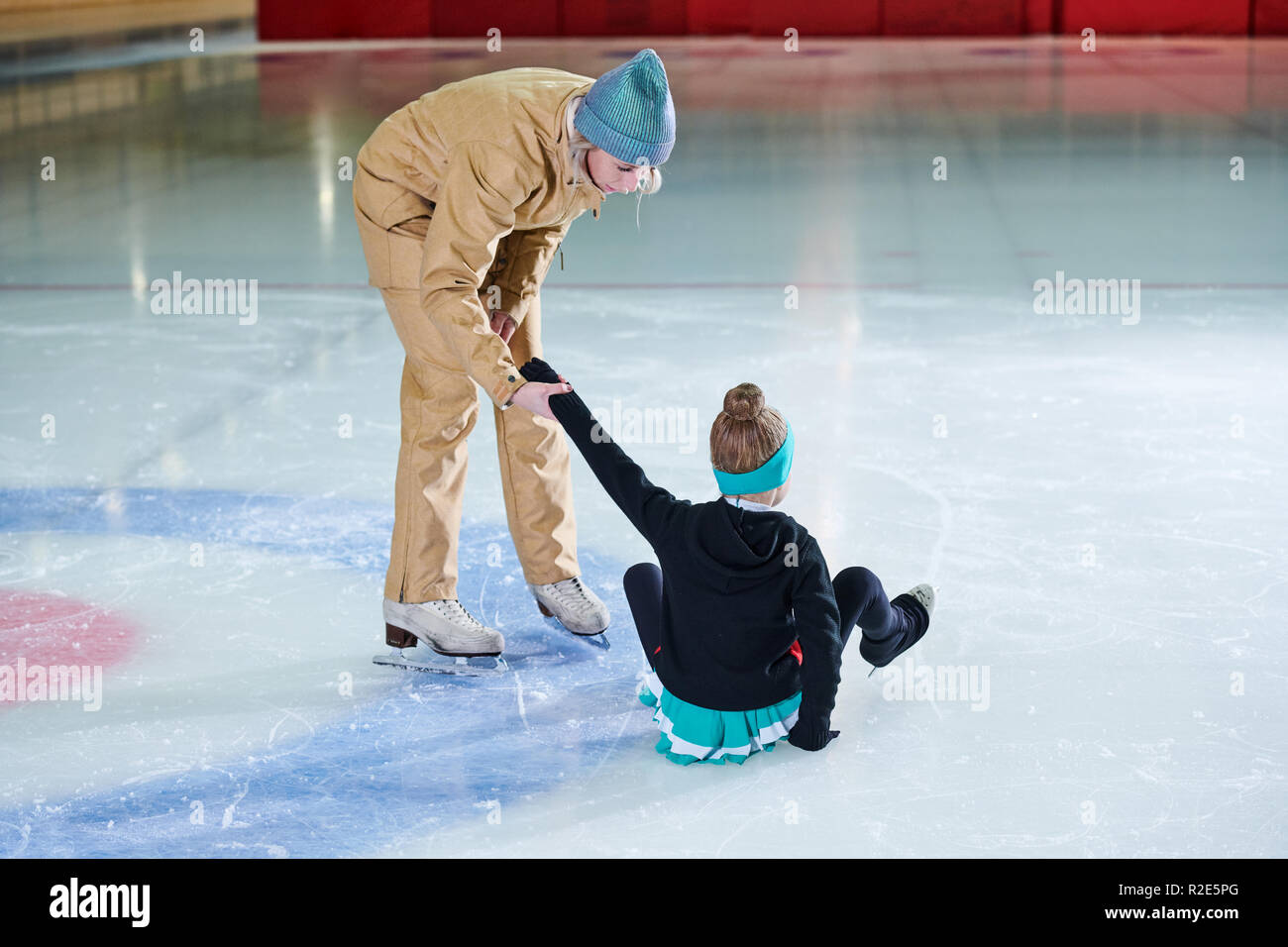 Ice skater fall hi-res stock photography and images - Alamy