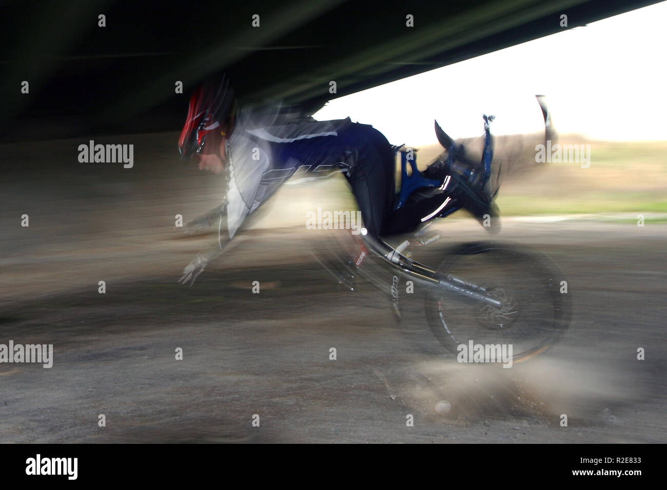 Mountainbike crash hi-res stock photography and images - Alamy