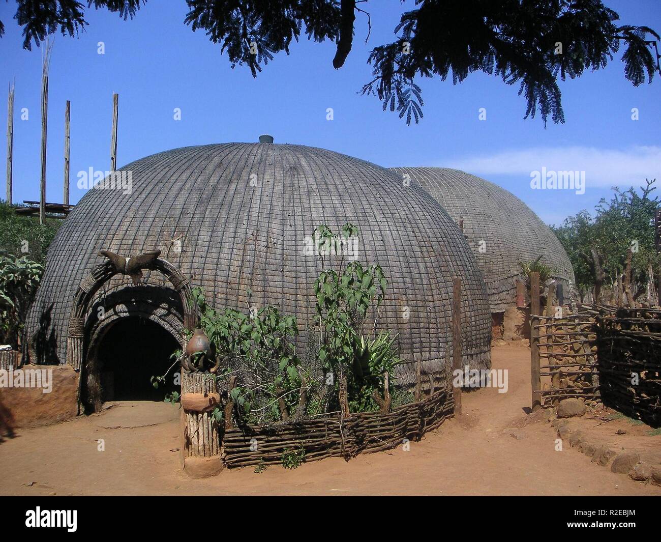 Shakaland zulu village hi-res stock photography and images - Alamy
