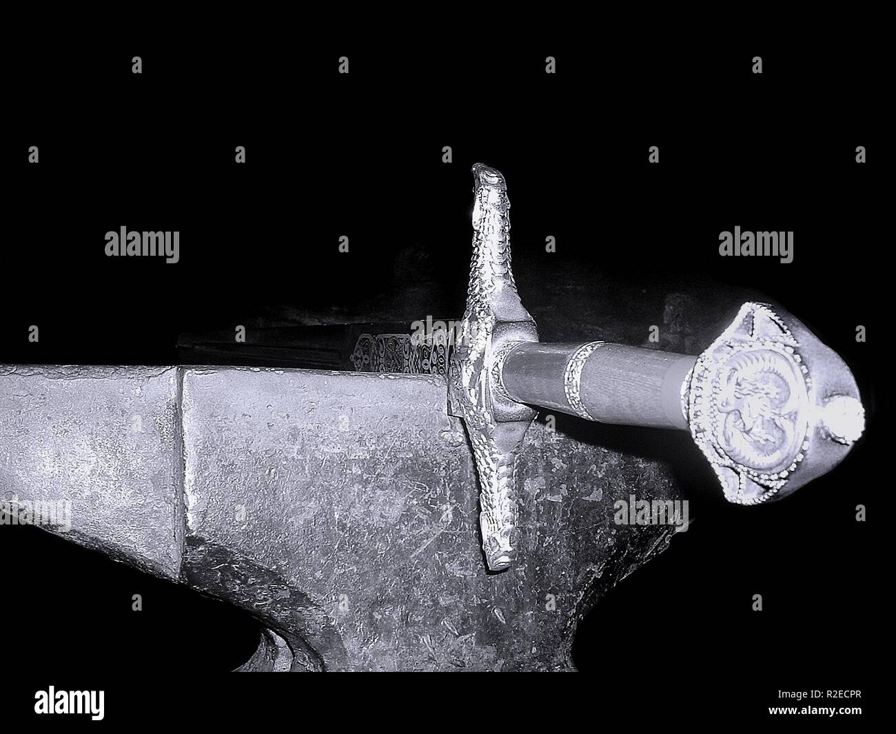 Sword and anvil hi-res stock photography and images - Alamy
