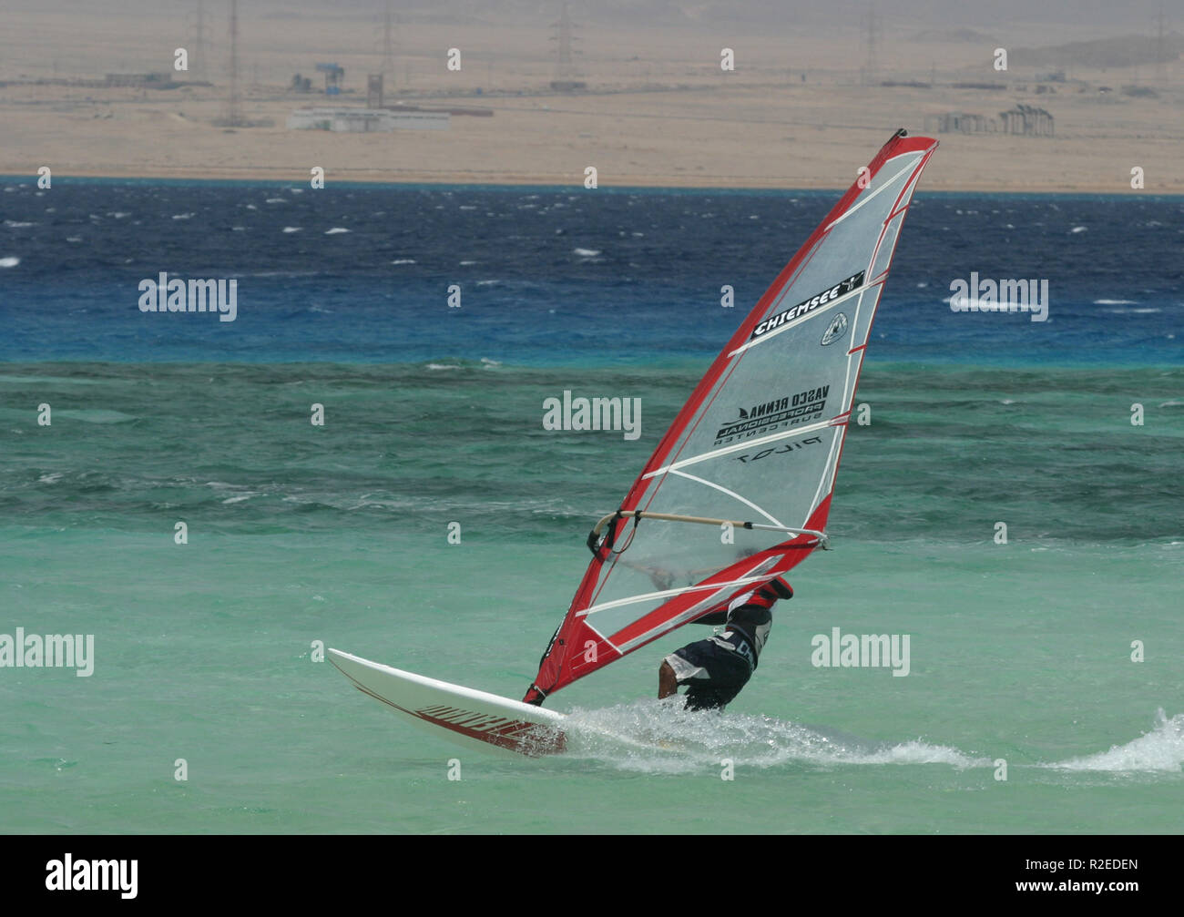 Jibe hi-res stock photography and images - Alamy