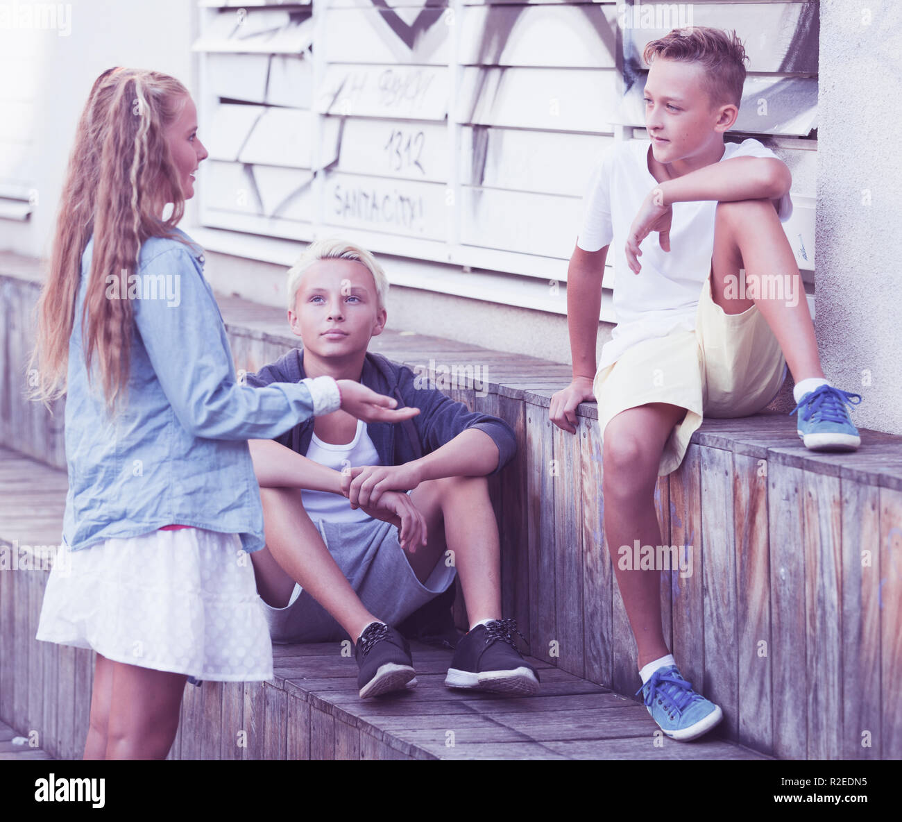 Two boys discussion hi-res stock photography and images - Alamy