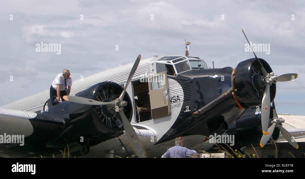 junkers ju 52 3m refueling Stock Photo - Alamy