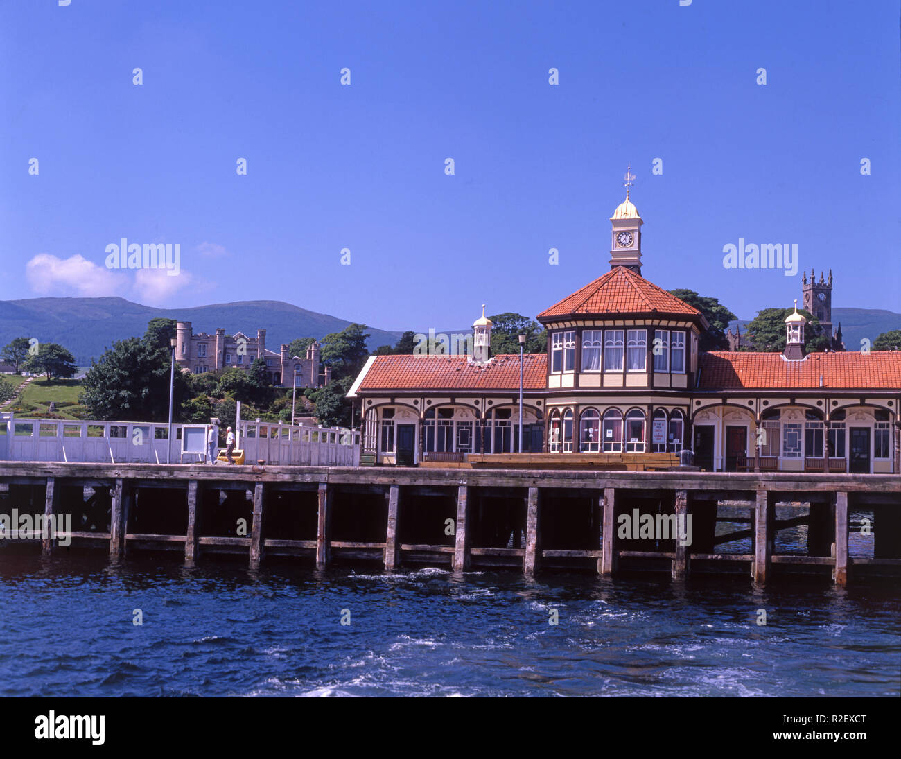 Dunoon pier hi-res stock photography and images - Alamy