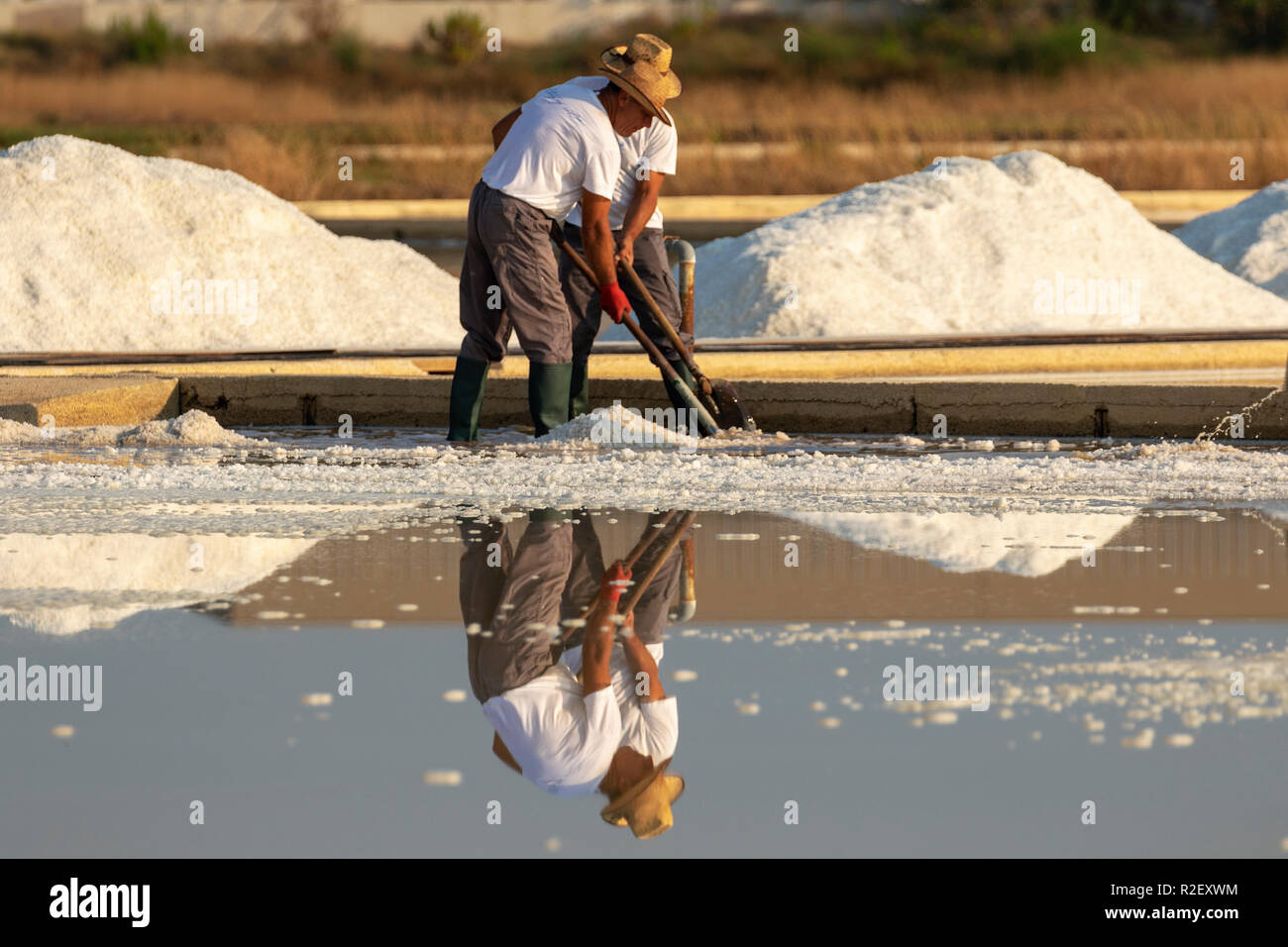 Open pan salt production hi-res stock photography and images - Alamy