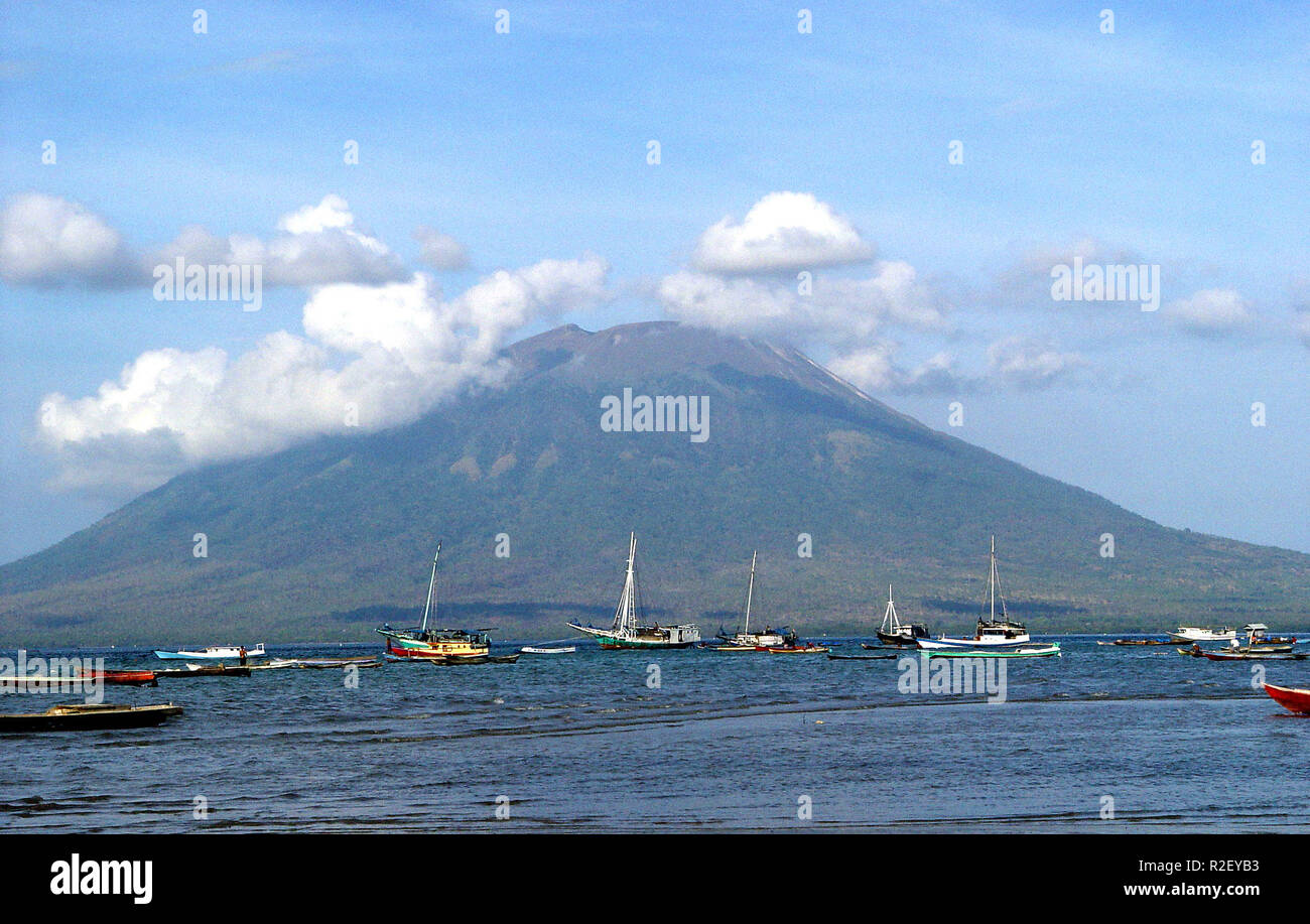 Vulkano hi-res stock photography and images - Alamy