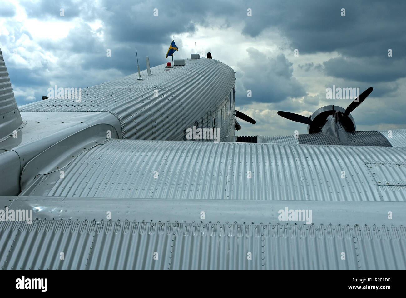 corrugated iron from the back 3 Stock Photo - Alamy