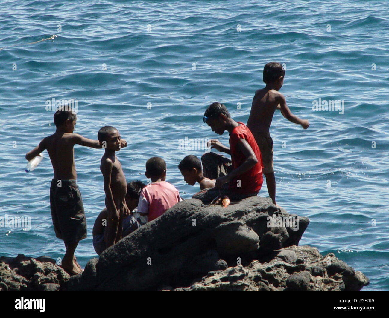 Fishing indonesia child hi-res stock photography and images - Alamy